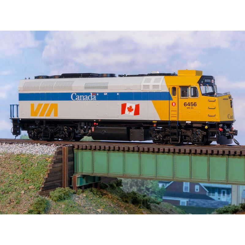 Rapido Trains Inc. HO F40PH-2D w DCC & Sound VIA #6424
