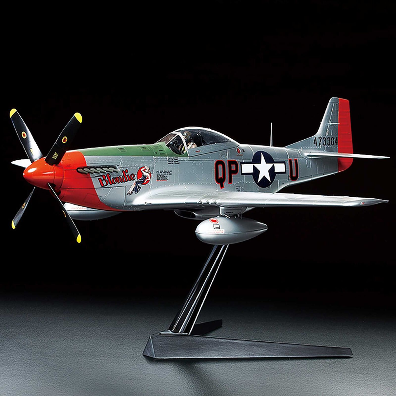 Tamiya 1/32 P-51D Mustang Scale Model Kit