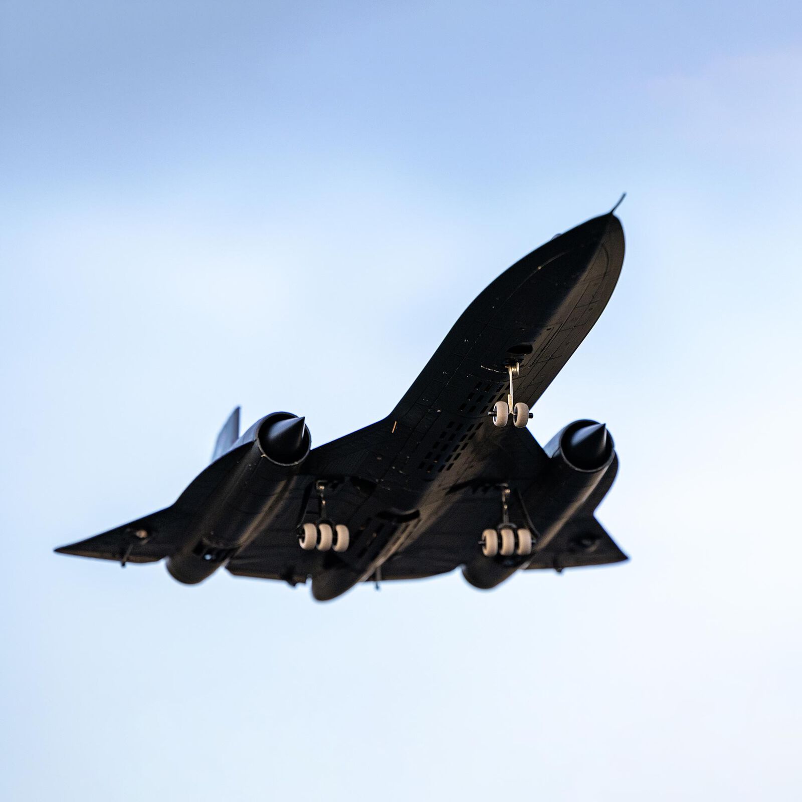 E-flite SR-71 Blackbird Twin 40mm EDF BNF Basic with AS3X and SAFE ...