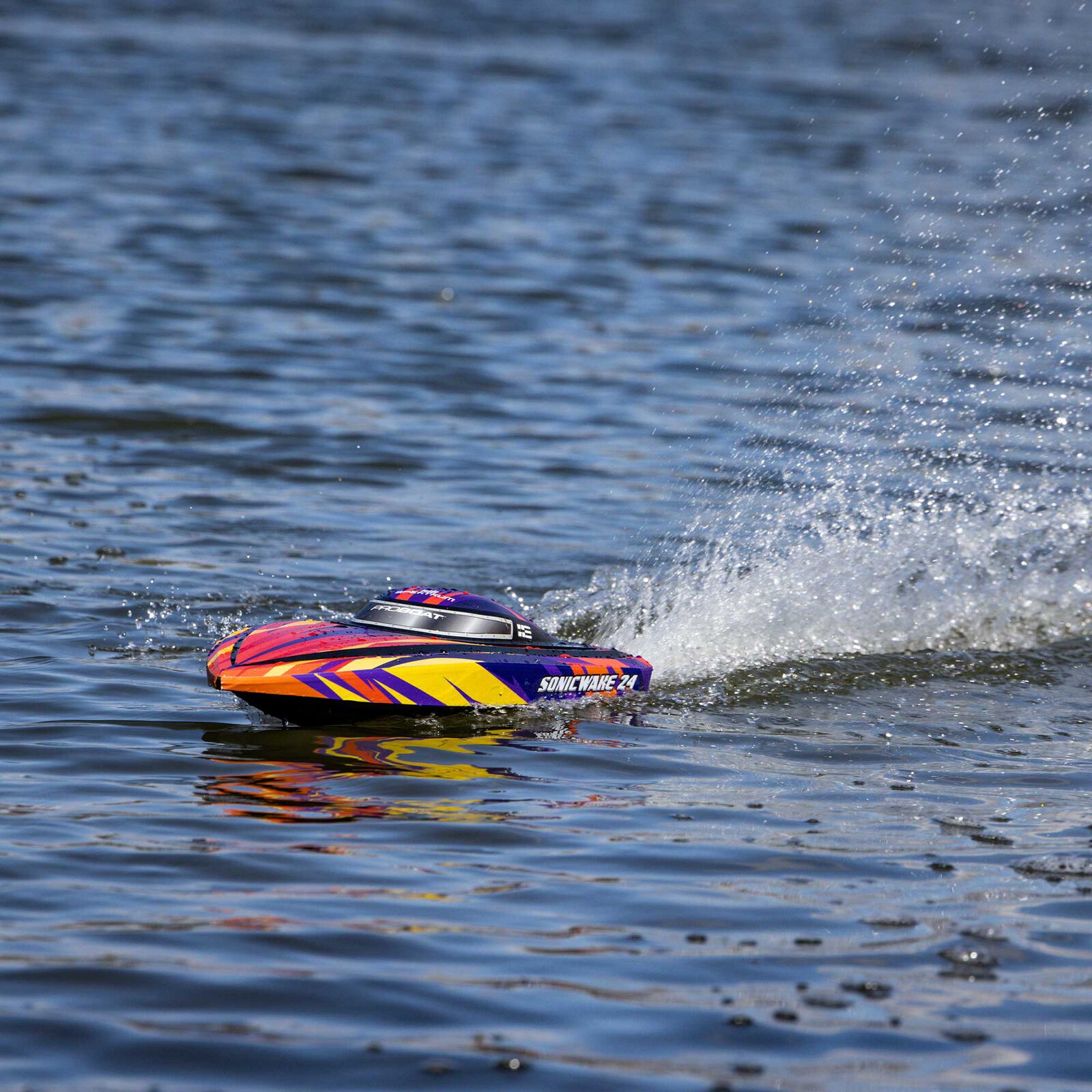 Pro Boat Sonicwake 24" Self-Righting Brushless Deep-V RTR (Battery ...