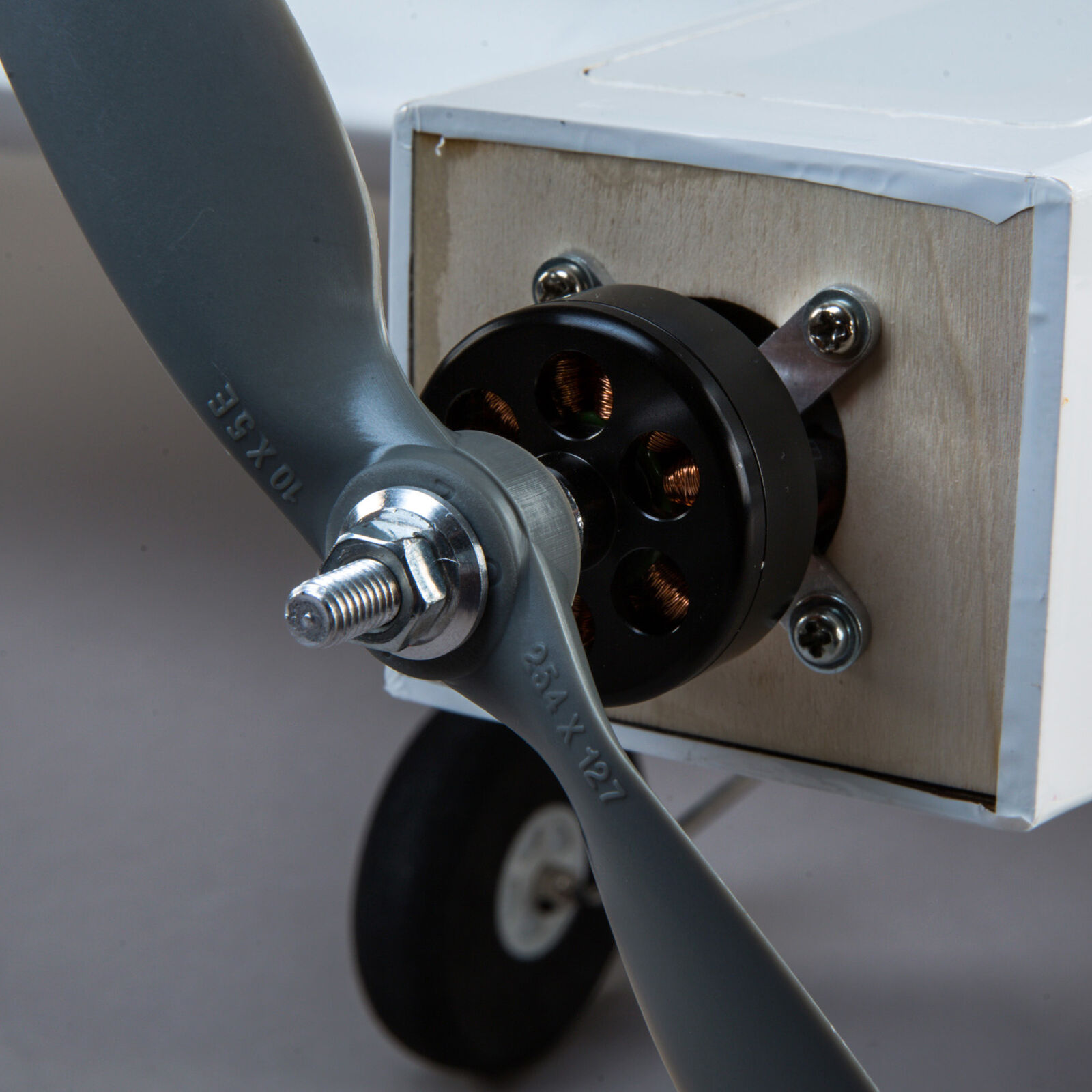 Tower Hobbies Mini Uproar EP ARF | Tower Hobbies