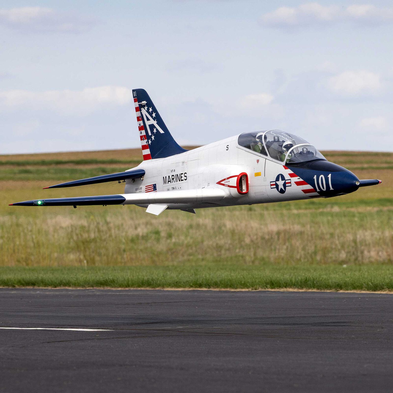 Hangar 9 Hawk/T-45 140-160N ARF with Retract Set, KingTech K-160G4 ...