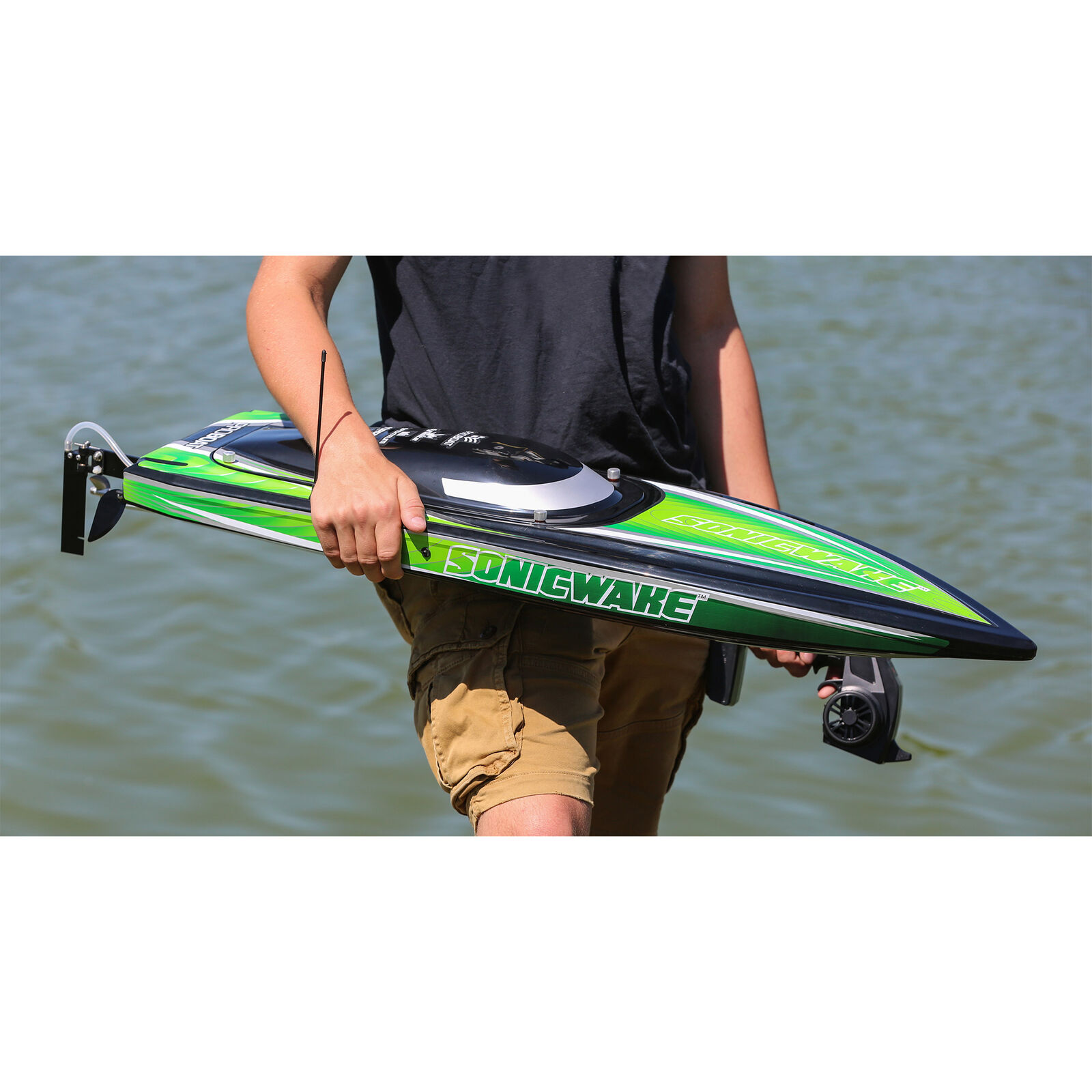 Pro Boat Sonicwake 36" Self-Righting Brushless Deep-V RTR, Black