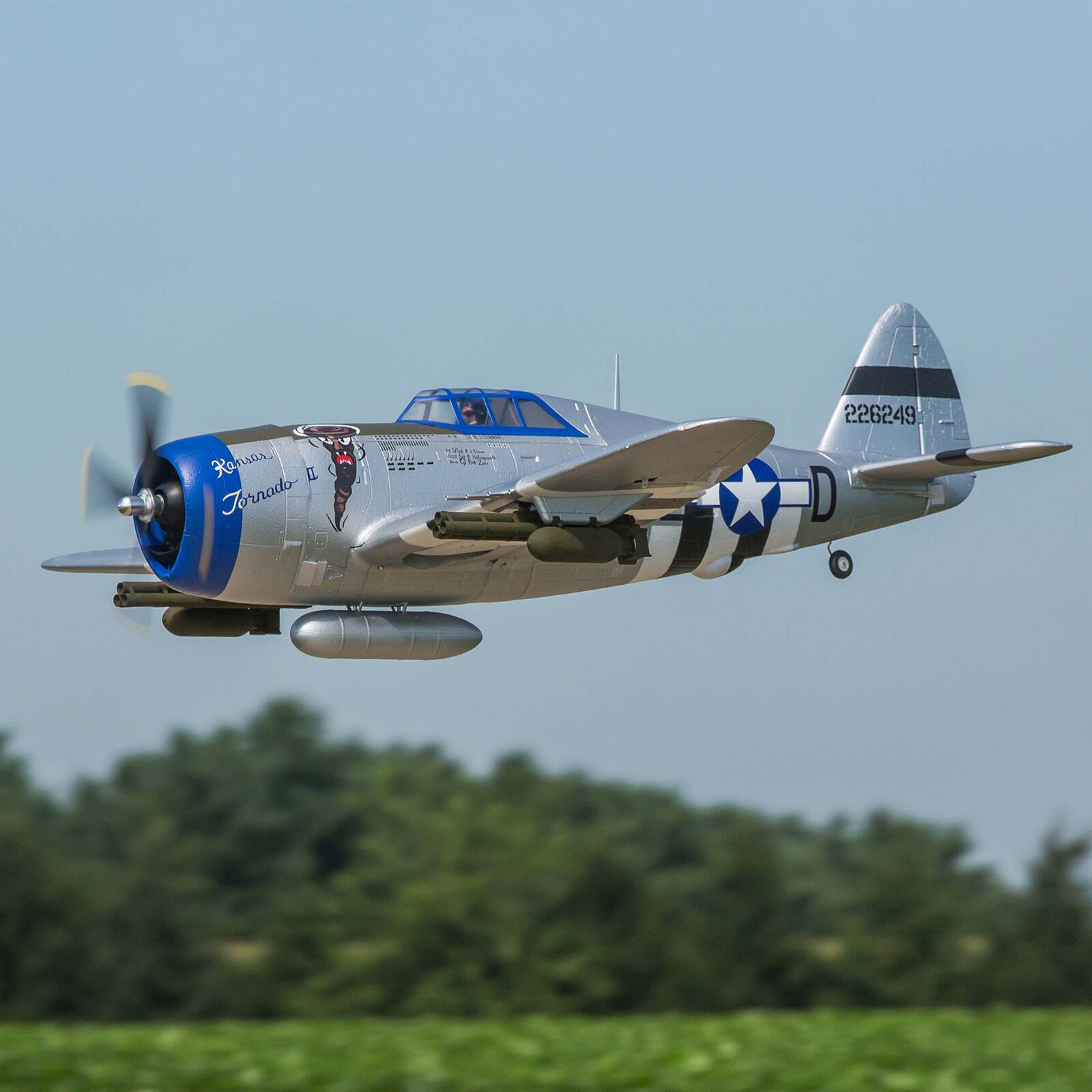 E-flite P-47 Razorback 1.2m BNF Basic with AS3X & SAFE Select