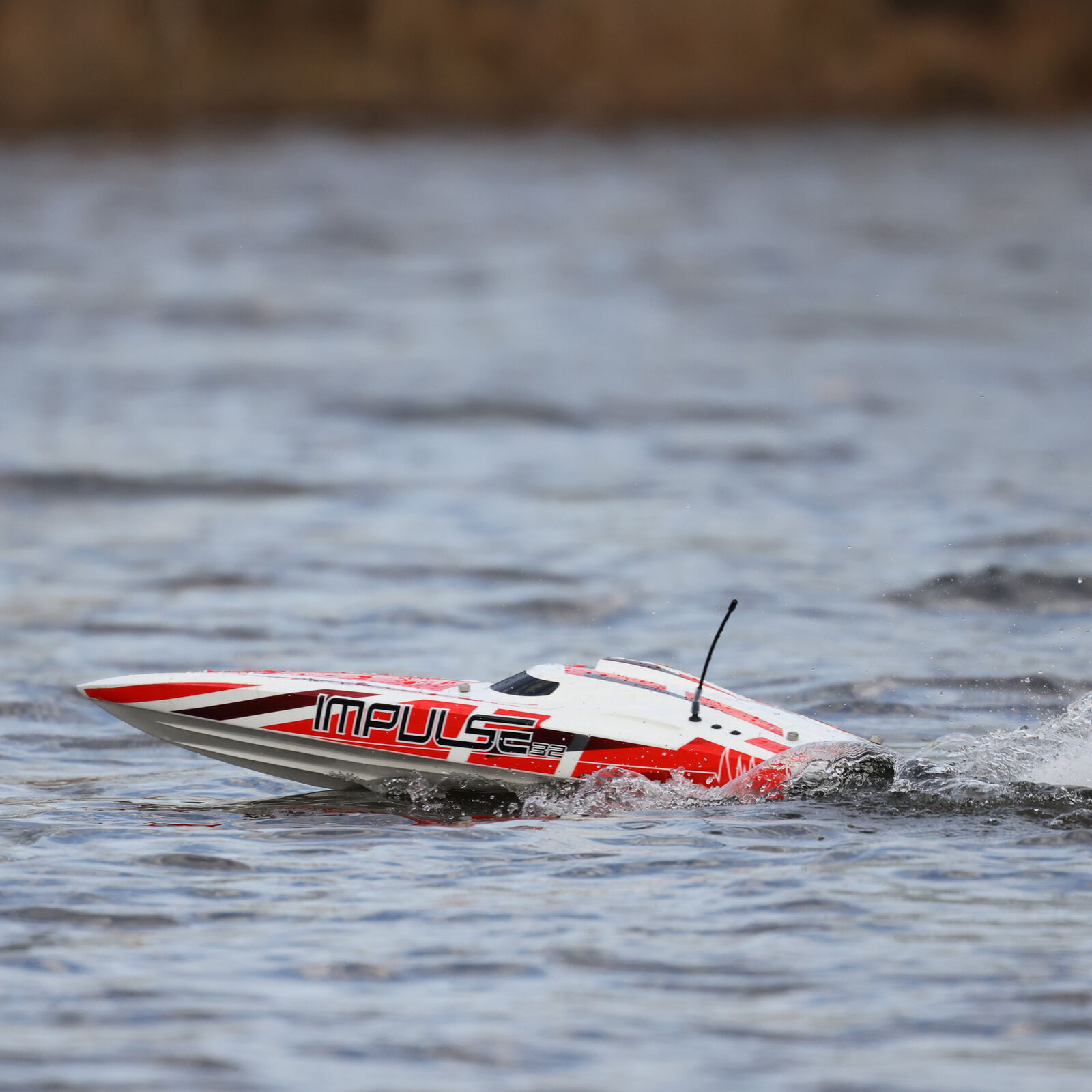 Pro Boat Impulse 32" Brushless Deep-V RTR with Smart, White/Red