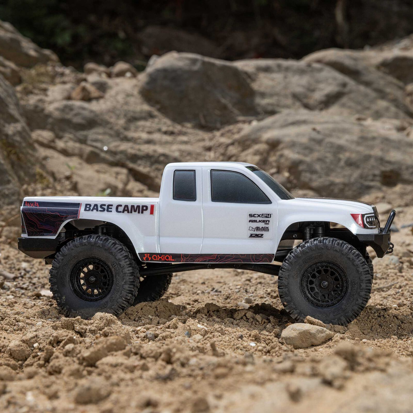 Axial 1/24 SCX24 Base Camp 4X4 RTR Brushed Rock Crawler (Battery & Charger Included), White
