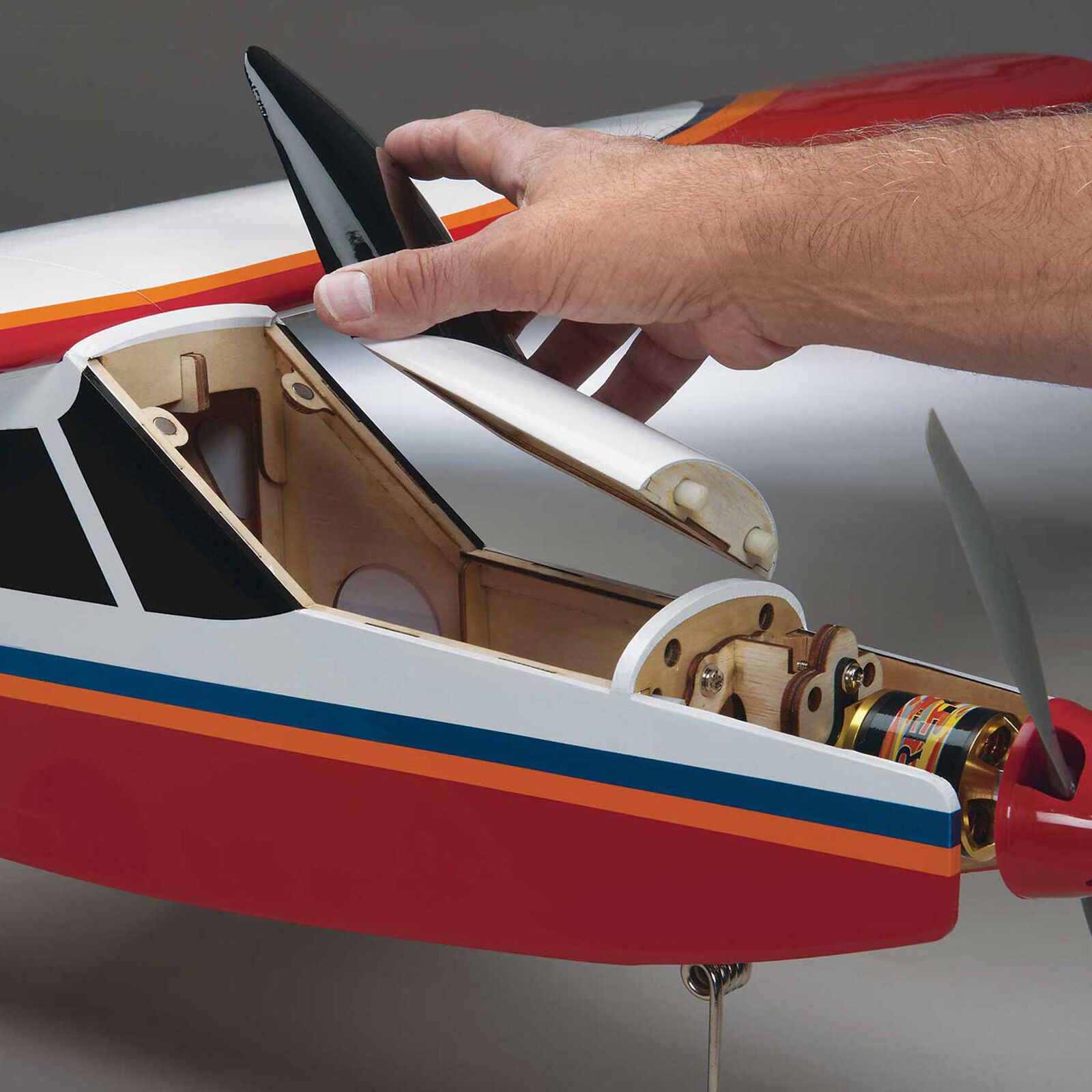 Great Planes Avistar Elite .46-55 GP/EP 62.5" ARF | Tower Hobbies