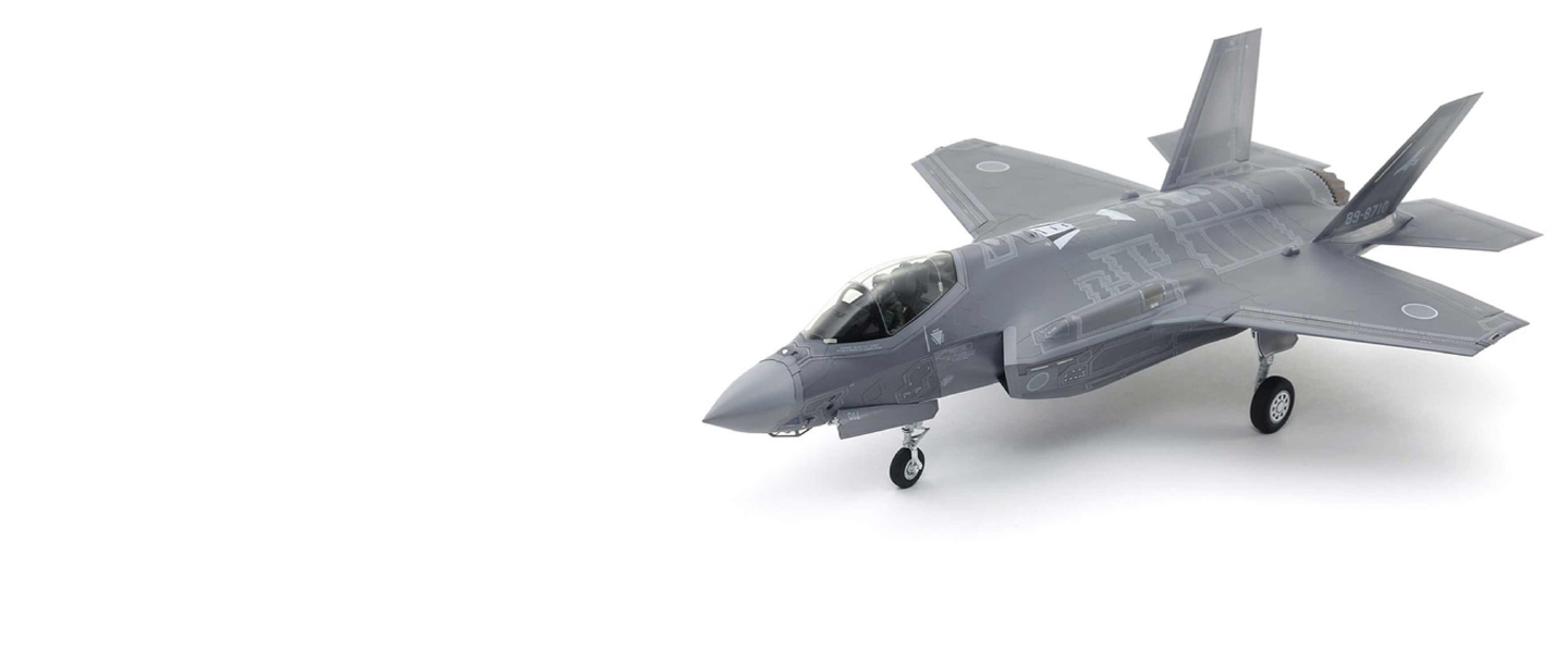 Plastic Model Cars, Plastic Model Airplanes, & Plastic Figurines